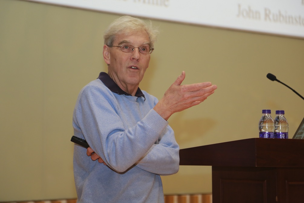 诺贝尔化学奖得主、冷冻电镜技术开创者之一Richard Henderson访问我校并作报告